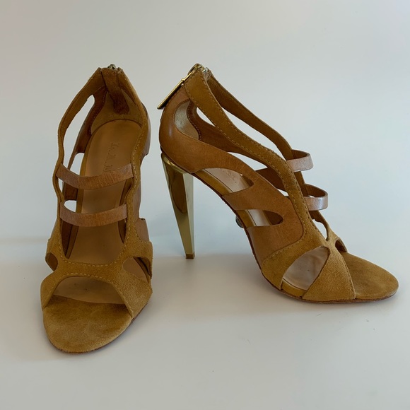 L.A.M.B. | Shoes | Lamb Tan Leather Sandals | Poshmark